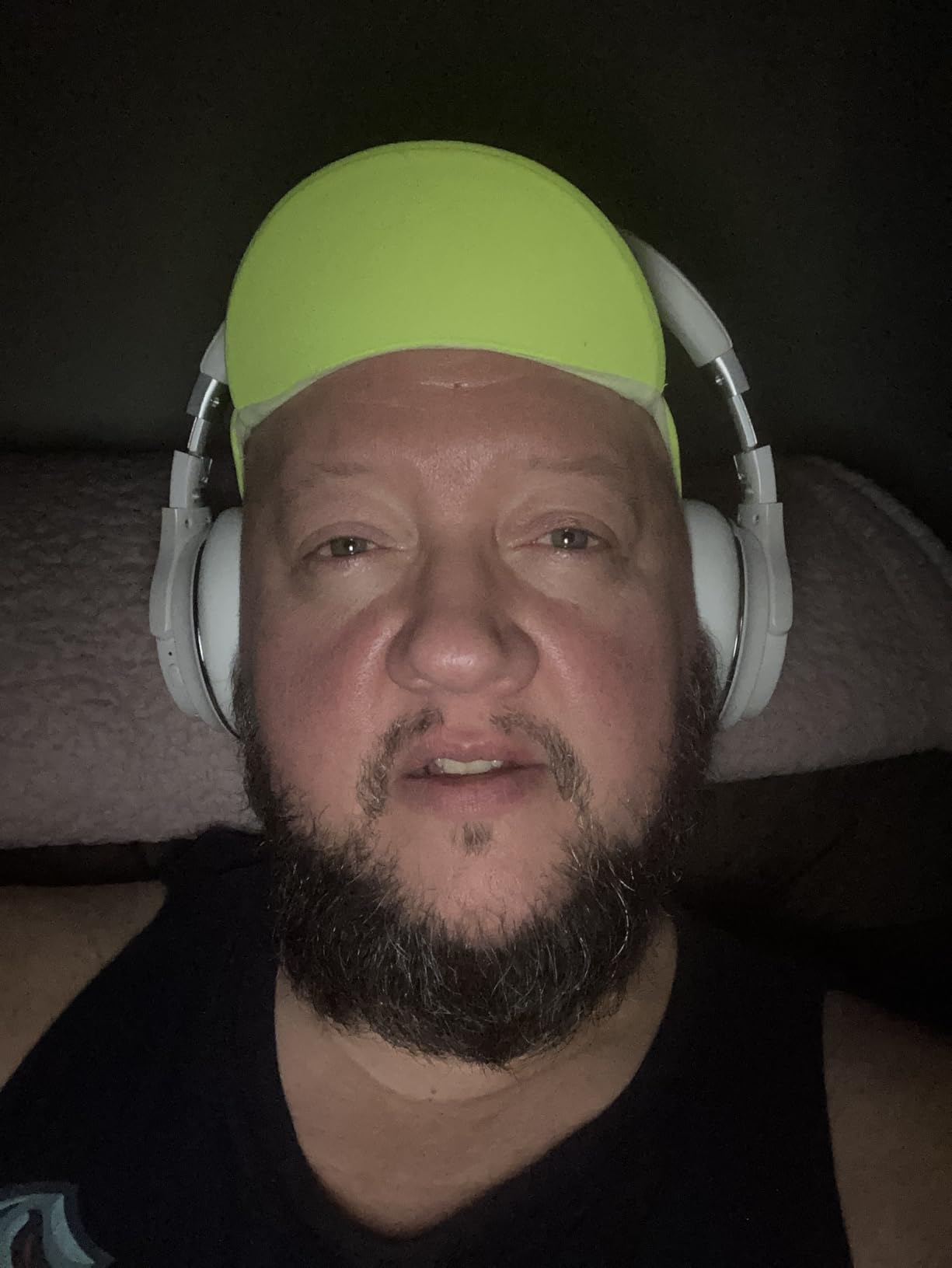 12 Best Over-Ear Fitness Headphones (November 2025) Reviews