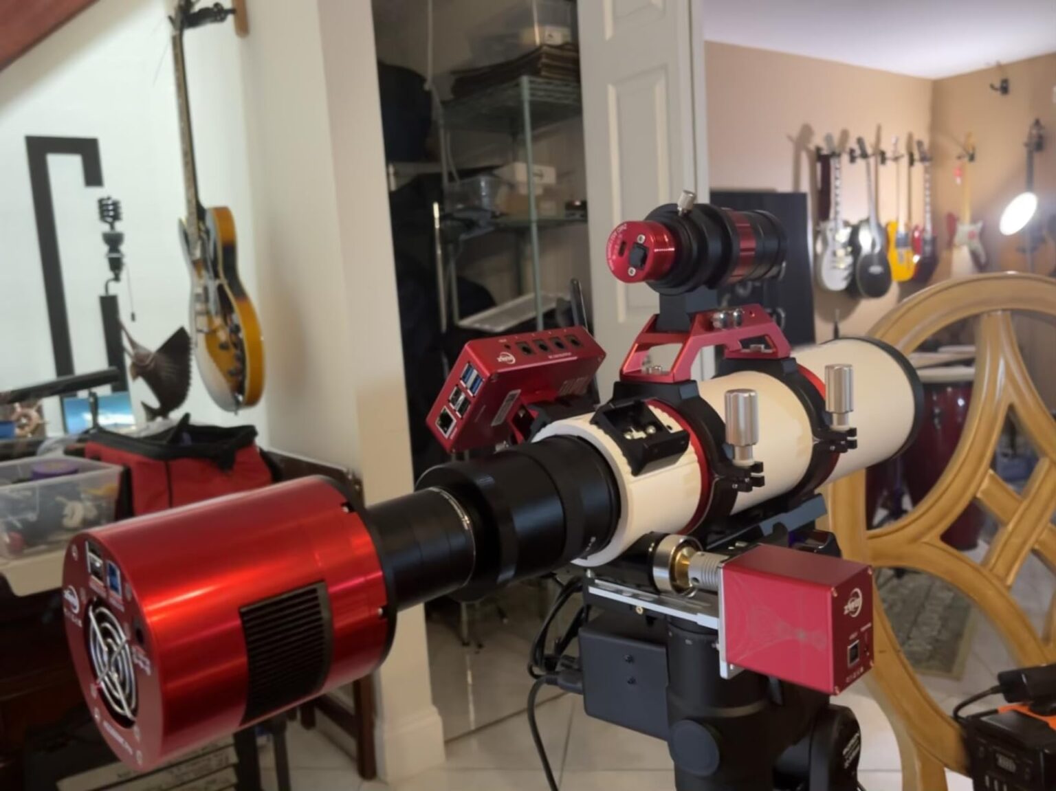 12 Best Apochromatic Refractor Telescopes for Astrophotography (April ...